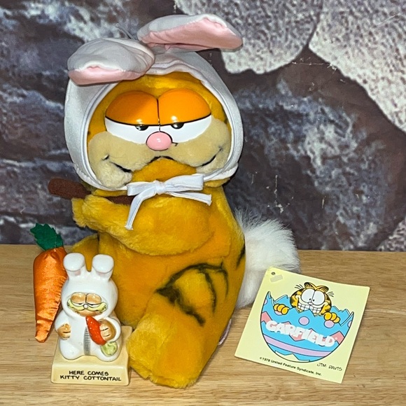 Dakin | Toys | Garfield Here Rabbit Stuffed Plush 978 1981 Enesco ...